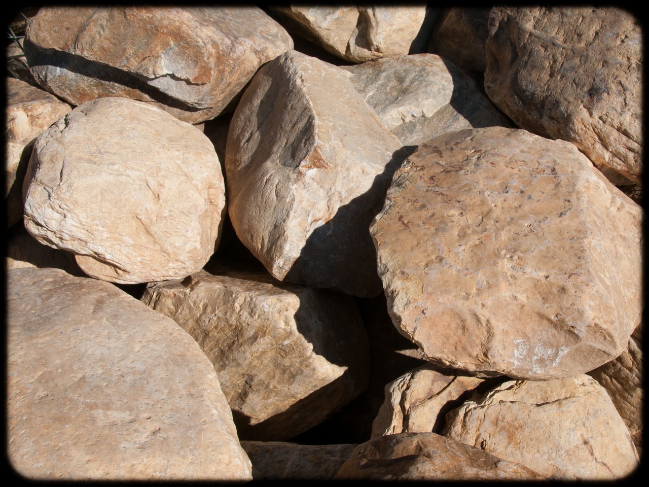 Boulders | Soil Toppers